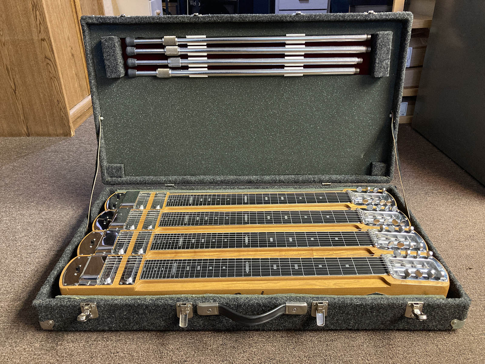 Tom Bradshaw | Pedal Steel Guitar Products | SGHOF | PSGP ...